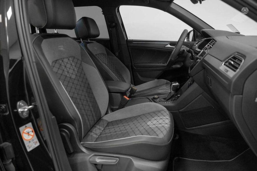 Черный Фольксваген Tiguan Allspace 2022 в Вильнюс, объемом двигателя 2.00 л и пробегом 84 тыс. км за 28950 €, фото 8 на AUTOMOTO.COM.LV