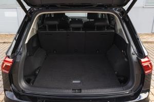 Черный Фольксваген Tiguan Allspace 2022 в Вентспилс, объемом двигателя 2.00 л и пробегом 126 тыс. км за 30500 €, фото 17 на AUTOMOTO.COM.LV