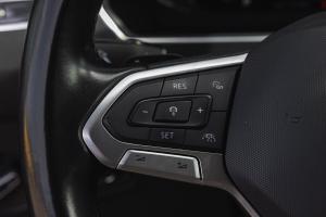 Черный Фольксваген Tiguan Allspace 2022 в Вентспилс, объемом двигателя 2.00 л и пробегом 126 тыс. км за 30500 €, фото 22 на AUTOMOTO.COM.LV