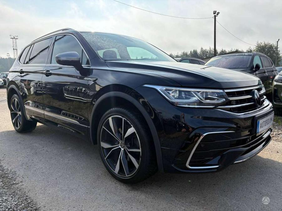 Черный Фольксваген Tiguan Allspace 2022 в Вильнюс, объемом двигателя 2.00 л и пробегом 116 тыс. км за 26500 €, фото 3 на AUTOMOTO.COM.LV