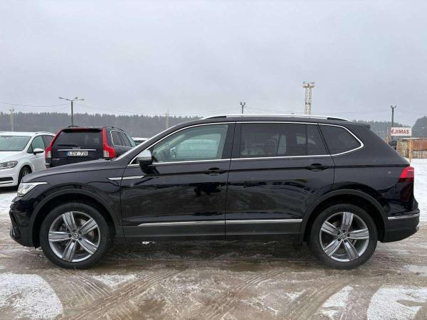 Melns Volkswagen Tiguan Allspace 2023 Viļņa, ar dzinēja tilpumu 2.00 L un nobraukumu 48 tūkst. km par 33300 €, foto 5 vietnē AUTOMOTO.COM.LV