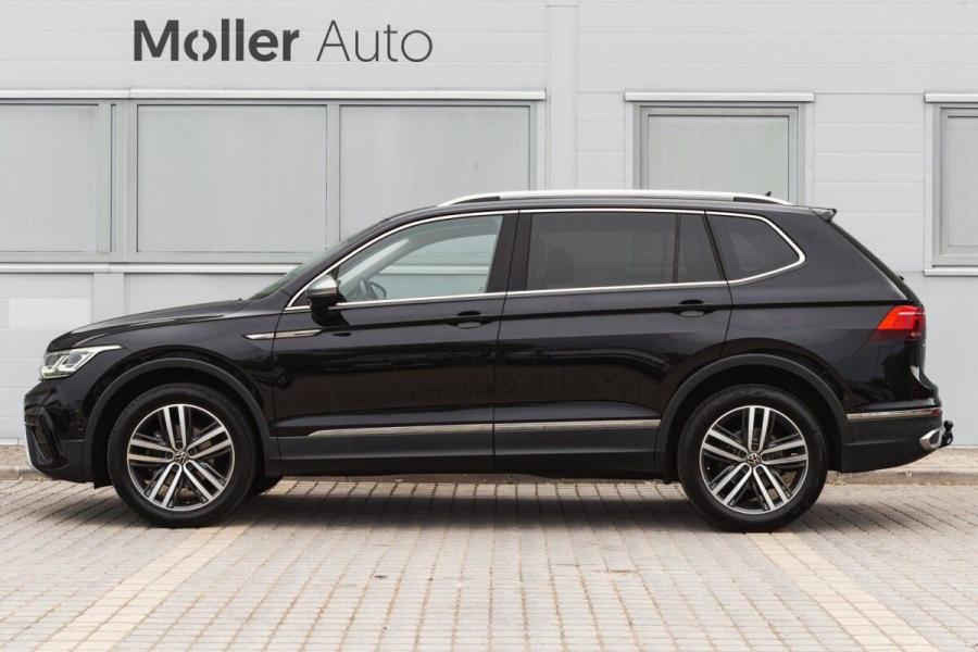 Black Volkswagen Tiguan Allspace 2023 in Ventspils, with an engine capacity of 2.00 L and mileage of 159 thousand km for 27250 €, photo 3 on AUTOMOTO.COM.LV