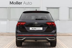 Black Volkswagen Tiguan Allspace 2023 in Ventspils, with an engine capacity of 2.00 L and mileage of 159 thousand km for 27250 €, photo 5 on AUTOMOTO.COM.LV