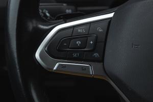 Black Volkswagen Tiguan Allspace 2023 in Ventspils, with an engine capacity of 2.00 L and mileage of 159 thousand km for 27250 €, photo 20 on AUTOMOTO.COM.LV
