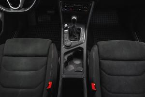 Black Volkswagen Tiguan Allspace 2023 in Ventspils, with an engine capacity of 2.00 L and mileage of 159 thousand km for 27250 €, photo 24 on AUTOMOTO.COM.LV