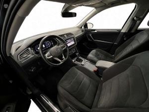 Melns Volkswagen Tiguan Allspace 2023 Kauņa, ar dzinēja tilpumu 1.97 L un nobraukumu 157 tūkst. km par 26500 €, foto 9 vietnē AUTOMOTO.COM.LV