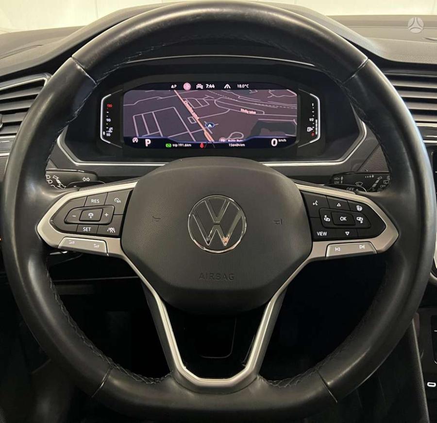 Melns Volkswagen Tiguan Allspace 2023 Kauņa, ar dzinēja tilpumu 1.97 L un nobraukumu 157 tūkst. km par 26500 €, foto 10 vietnē AUTOMOTO.COM.LV