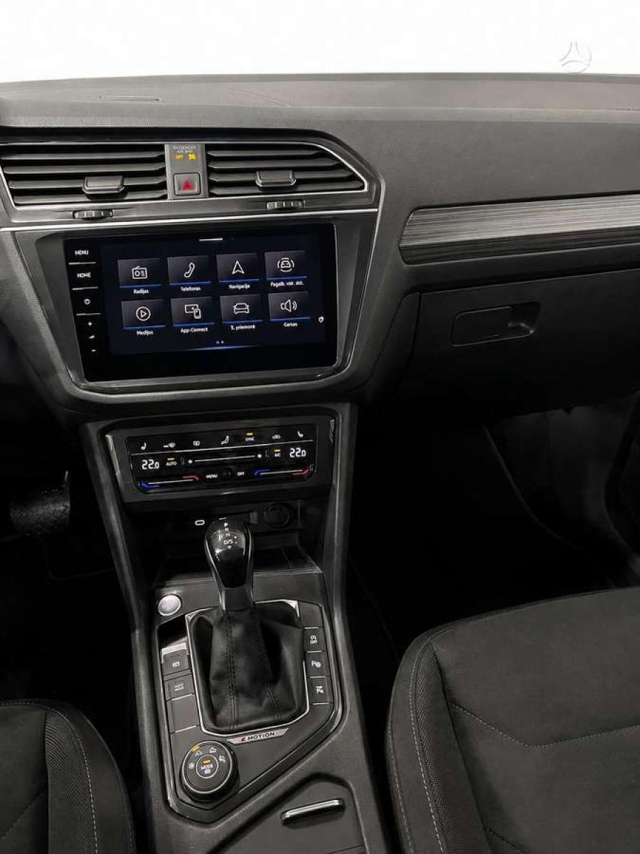 Melns Volkswagen Tiguan Allspace 2023 Kauņa, ar dzinēja tilpumu 1.97 L un nobraukumu 157 tūkst. km par 26500 €, foto 12 vietnē AUTOMOTO.COM.LV