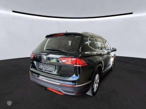 Black Volkswagen Tiguan Allspace 2023 in Vilnius, with an engine capacity of 1.50 L and mileage of 42 thousand km for 28435 €, photo 5 on AUTOMOTO.COM.LV