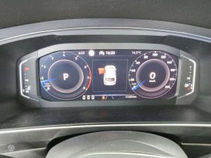 Black Volkswagen Tiguan Allspace 2023 in Vilnius, with an engine capacity of 1.50 L and mileage of 42 thousand km for 28435 €, photo 8 on AUTOMOTO.COM.LV