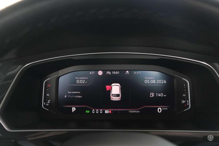 Black Volkswagen Tiguan Allspace 2023 in Vilnius, with an engine capacity of 1.97 L and mileage of 106 thousand km for 28400 €, photo 8 on AUTOMOTO.COM.LV