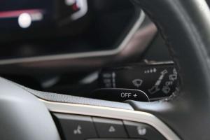 Black Volkswagen Tiguan Allspace 2023 in Vilnius, with an engine capacity of 1.97 L and mileage of 106 thousand km for 28400 €, photo 26 on AUTOMOTO.COM.LV