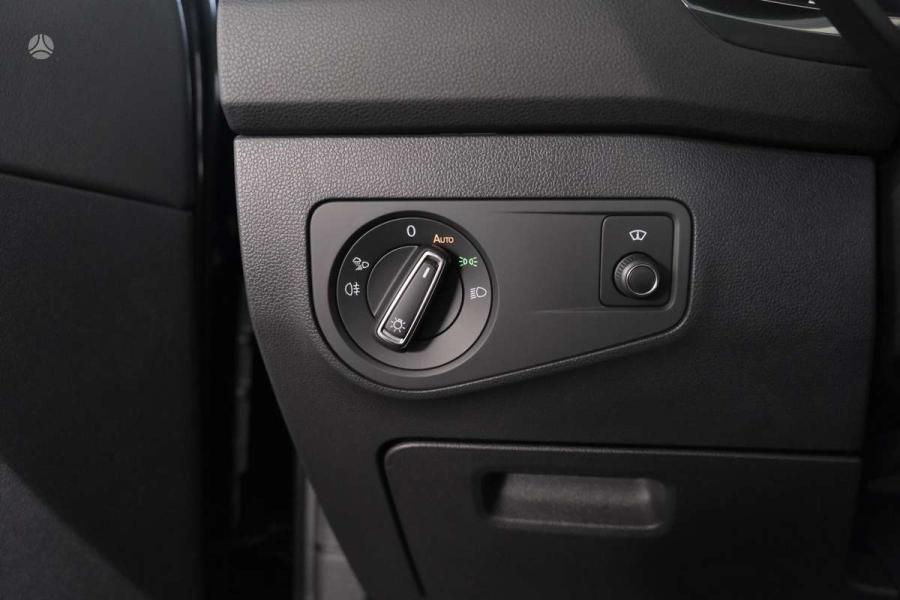 Black Volkswagen Tiguan Allspace 2023 in Vilnius, with an engine capacity of 1.97 L and mileage of 106 thousand km for 28400 €, photo 27 on AUTOMOTO.COM.LV