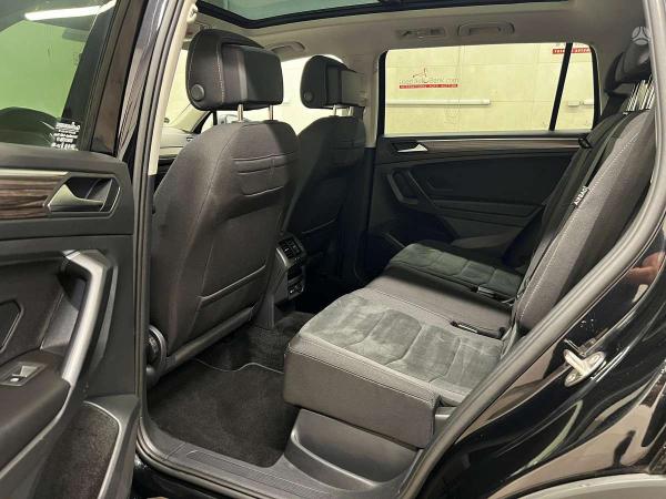 Фольксваген Tiguan Allspace 2023 в Мариямполе на AUTOMOTO.COM.LV Черный Фольксваген Tiguan Allspace 2023 в Мариямполе, объемом двигателя 2.00 л и пробегом 33 тыс. км за 31932 €, фото 11 на AUTOMOTO.COM.LV