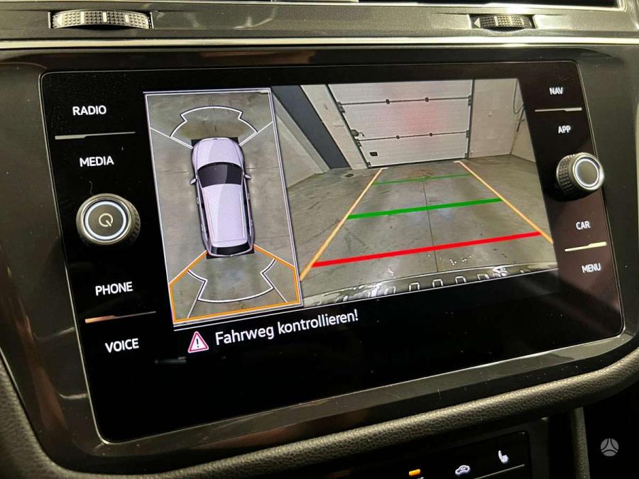 Черный Фольксваген Tiguan Allspace 2023 в Мариямполе, объемом двигателя 2.00 л и пробегом 33 тыс. км за 31932 €, фото 16 на AUTOMOTO.COM.LV