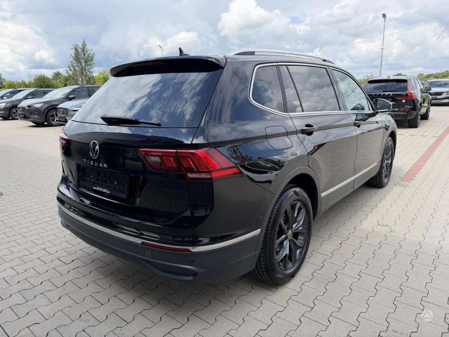 Черный Фольксваген Tiguan Allspace 2024 в Шяуляй, объемом двигателя 1.97 л и пробегом 175 тыс. км за 27990 €, фото 9 на AUTOMOTO.COM.LV
