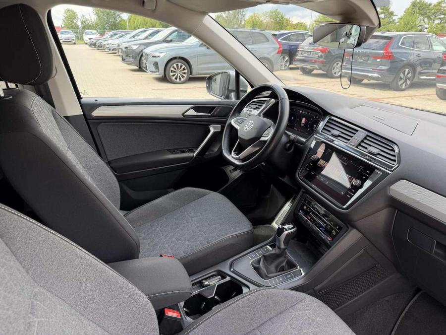 Черный Фольксваген Tiguan Allspace 2024 в Шяуляй, объемом двигателя 1.97 л и пробегом 175 тыс. км за 27990 €, фото 18 на AUTOMOTO.COM.LV