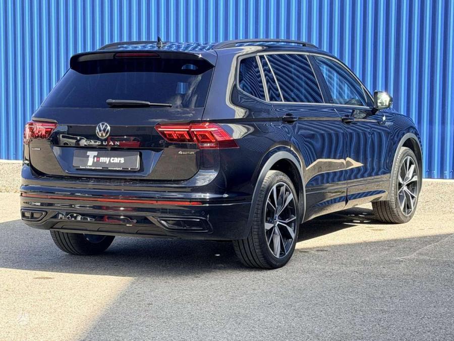 Melns Volkswagen Tiguan Allspace 2024 Kauņa, ar dzinēja tilpumu 1.98 L un nobraukumu 107 tūkst. km par 36500 €, foto 3 vietnē AUTOMOTO.COM.LV
