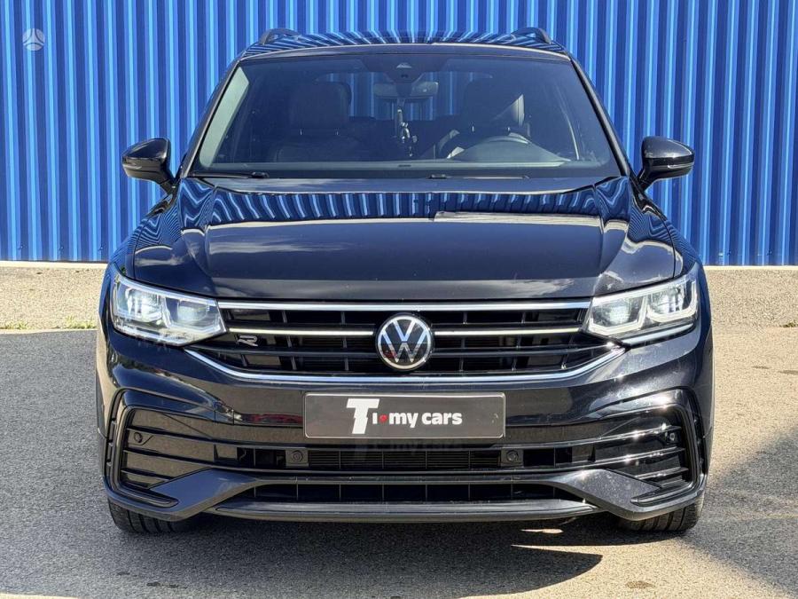 Melns Volkswagen Tiguan Allspace 2024 Kauņa, ar dzinēja tilpumu 1.98 L un nobraukumu 107 tūkst. km par 36500 €, foto 4 vietnē AUTOMOTO.COM.LV