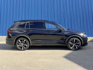 Melns Volkswagen Tiguan Allspace 2024 Kauņa, ar dzinēja tilpumu 1.98 L un nobraukumu 107 tūkst. km par 36500 €, foto 9 vietnē AUTOMOTO.COM.LV