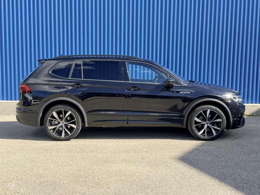 Melns Volkswagen Tiguan Allspace 2024 Kauņa, ar dzinēja tilpumu 1.98 L un nobraukumu 107 tūkst. km par 36500 €, foto 9 vietnē AUTOMOTO.COM.LV