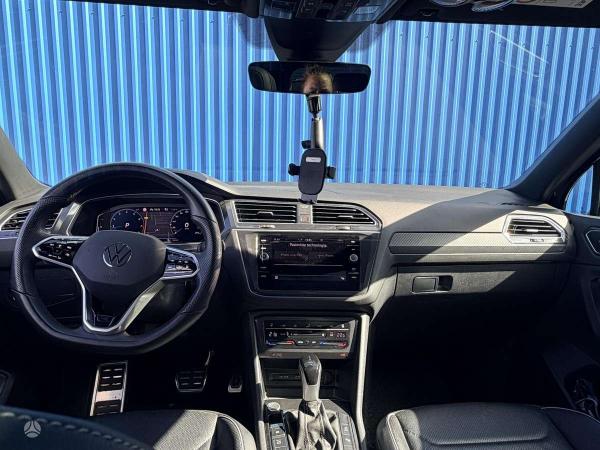 Black Volkswagen Tiguan Allspace 2024 in Kaunas, with an engine capacity of 1.98 L and mileage of 107 thousand km for 36500 €, photo 10 on AUTOMOTO.COM.LV