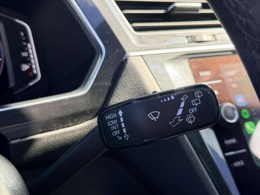 Melns Volkswagen Tiguan Allspace 2024 Kauņa, ar dzinēja tilpumu 1.98 L un nobraukumu 107 tūkst. km par 36500 €, foto 18 vietnē AUTOMOTO.COM.LV