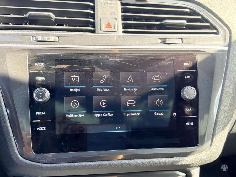 Melns Volkswagen Tiguan Allspace 2024 Kauņa, ar dzinēja tilpumu 1.98 L un nobraukumu 107 tūkst. km par 36500 €, foto 25 vietnē AUTOMOTO.COM.LV