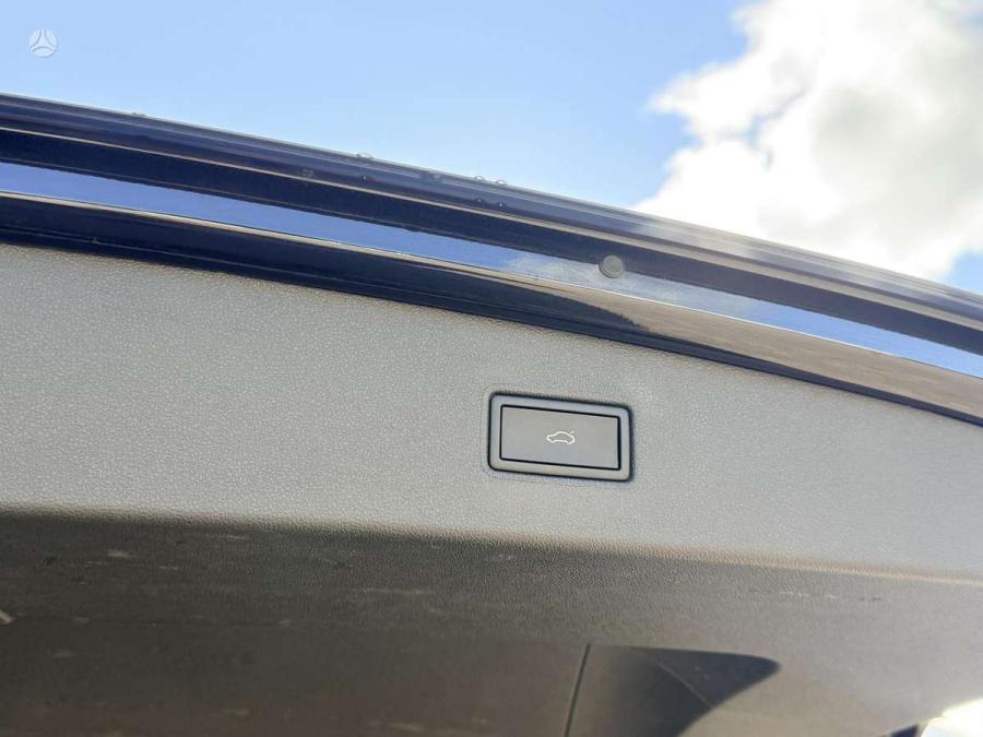 Melns Volkswagen Tiguan Allspace 2024 Kauņa, ar dzinēja tilpumu 1.98 L un nobraukumu 107 tūkst. km par 36500 €, foto 33 vietnē AUTOMOTO.COM.LV