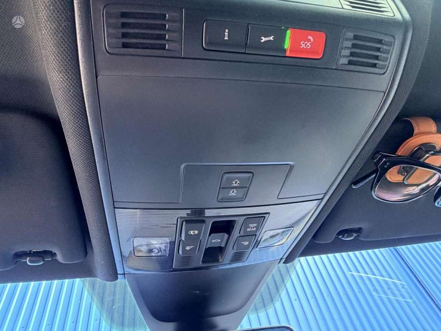 Melns Volkswagen Tiguan Allspace 2024 Kauņa, ar dzinēja tilpumu 1.98 L un nobraukumu 107 tūkst. km par 36500 €, foto 38 vietnē AUTOMOTO.COM.LV