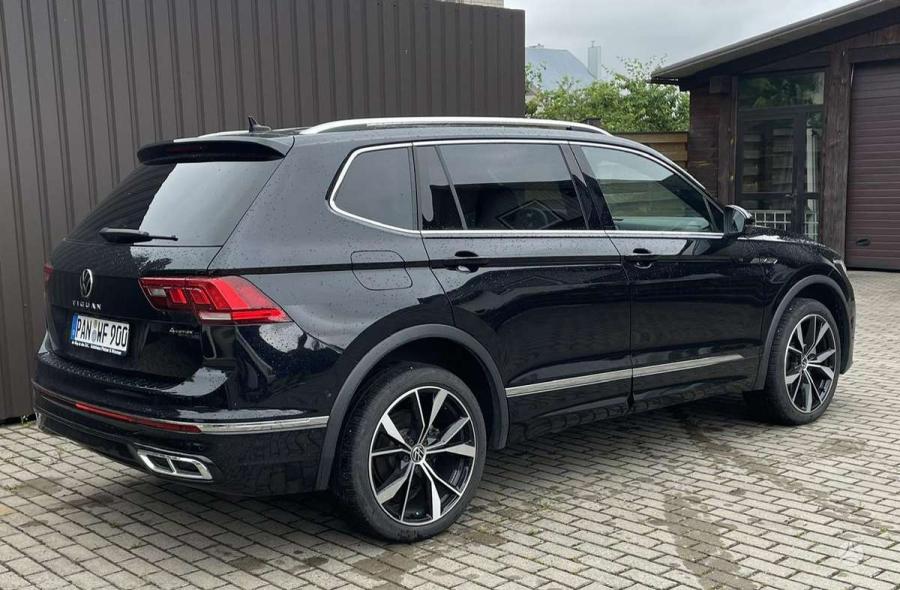 Черный Фольксваген Tiguan Allspace 2022 в Утена, объемом двигателя 2.00 л и пробегом 25 тыс. км за 23500 €, фото 5 на AUTOMOTO.COM.LV