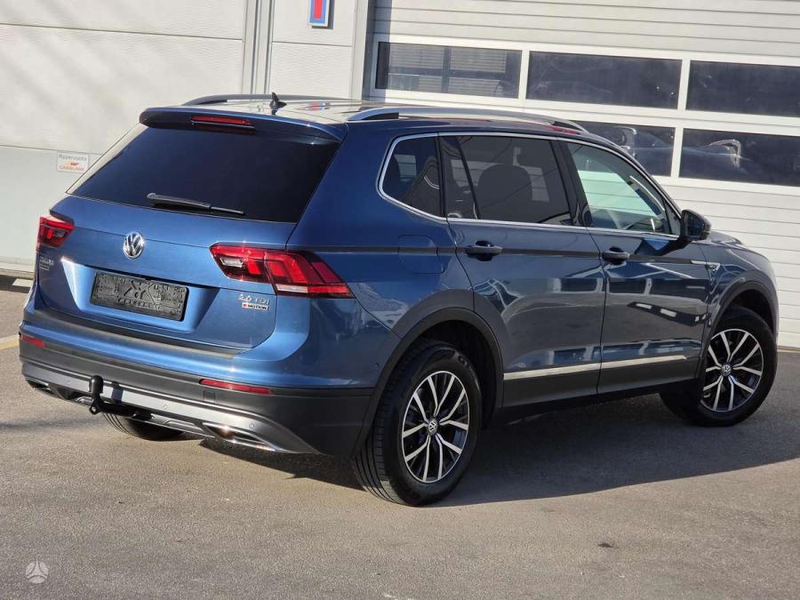 Zils Volkswagen Tiguan Allspace 2018 Jonava, ar dzinēja tilpumu 2.00 L un nobraukumu 253 tūkst. km par 18000 €, foto 9 vietnē AUTOMOTO.COM.LV