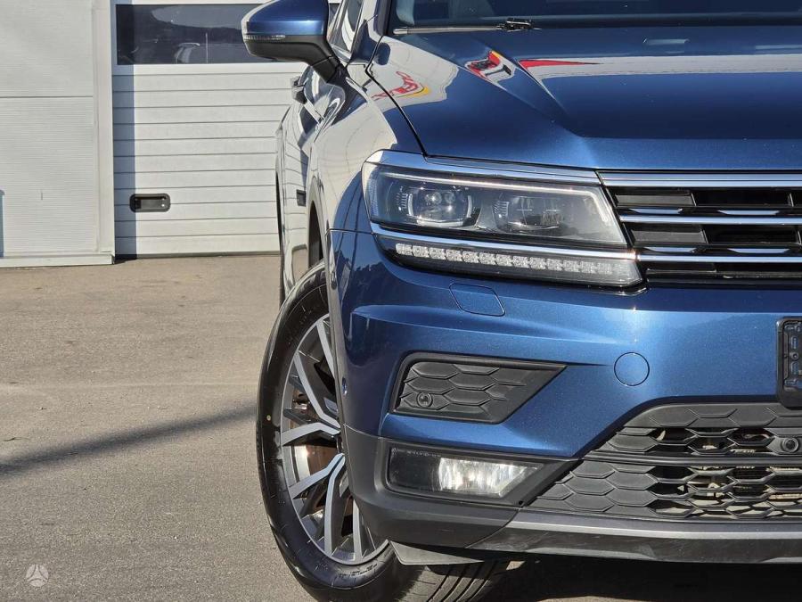Zils Volkswagen Tiguan Allspace 2018 Jonava, ar dzinēja tilpumu 2.00 L un nobraukumu 253 tūkst. km par 18000 €, foto 16 vietnē AUTOMOTO.COM.LV