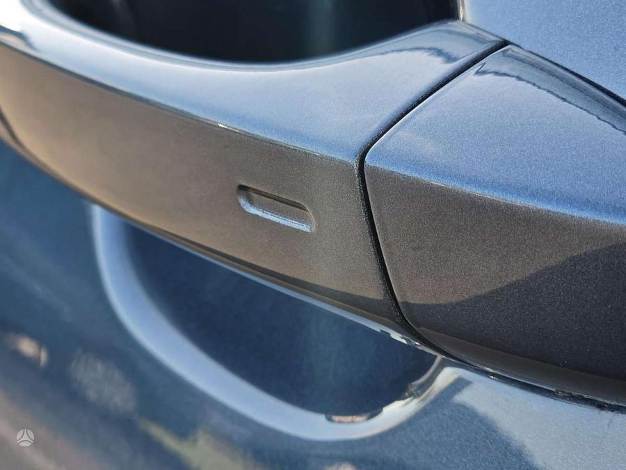 Zils Volkswagen Tiguan Allspace 2018 Jonava, ar dzinēja tilpumu 2.00 L un nobraukumu 253 tūkst. km par 18000 €, foto 17 vietnē AUTOMOTO.COM.LV