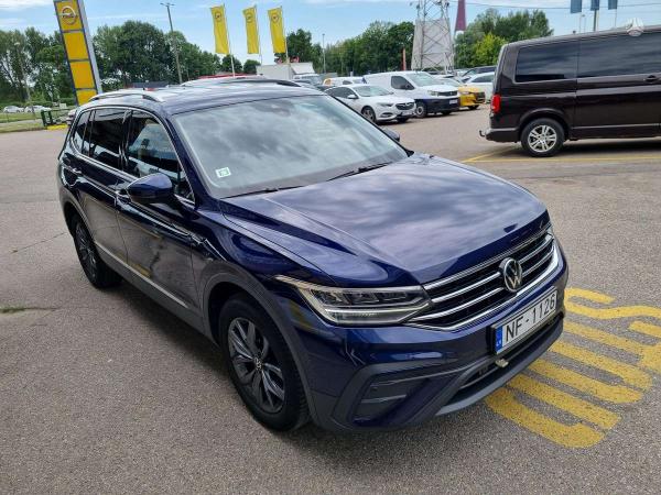Синий Фольксваген Tiguan Allspace 2022 в Рига, объемом двигателя 1.50 л и пробегом 91 тыс. км за 20700 €, фото 3 на AUTOMOTO.COM.LV