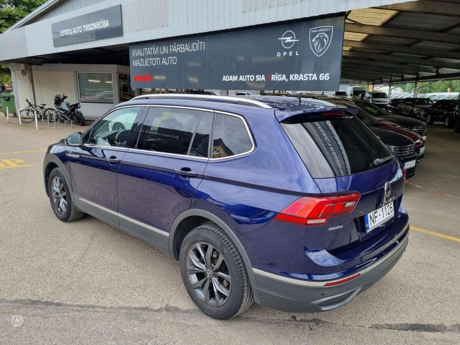 Zils Volkswagen Tiguan Allspace 2022 Rīga, ar dzinēja tilpumu 1.50 L un nobraukumu 91 tūkst. km par 20700 €, foto 5 vietnē AUTOMOTO.COM.LV