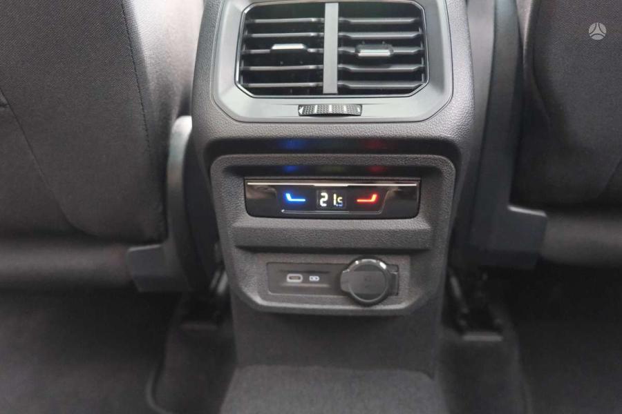 Blue Volkswagen Tiguan Allspace 2022 in Vilnius, with an engine capacity of 1.97 L and mileage of 121 thousand km for 27300 €, photo 31 on AUTOMOTO.COM.LV