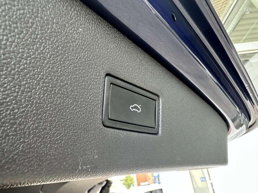 Blue Volkswagen Tiguan Allspace 2022 in Siauliai, with an engine capacity of 1.97 L and mileage of 165 thousand km for 24900 €, photo 11 on AUTOMOTO.COM.LV