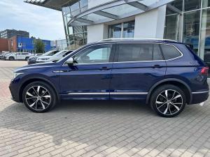 Blue Volkswagen Tiguan Allspace 2022 in Siauliai, with an engine capacity of 1.97 L and mileage of 165 thousand km for 24900 €, photo 13 on AUTOMOTO.COM.LV