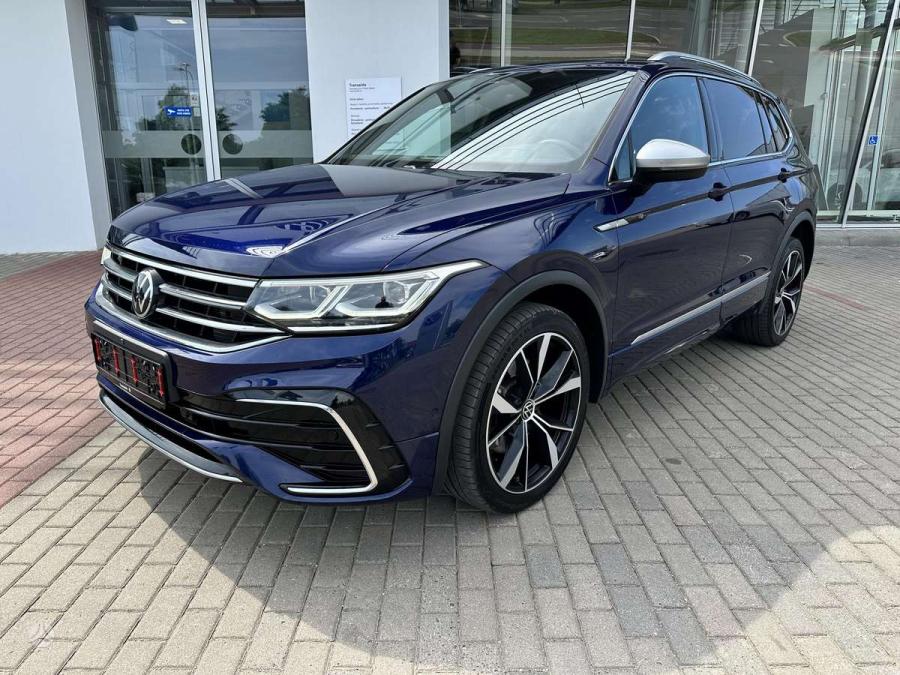 Blue Volkswagen Tiguan Allspace 2022 in Siauliai, with an engine capacity of 1.97 L and mileage of 165 thousand km for 24900 €, photo 14 on AUTOMOTO.COM.LV