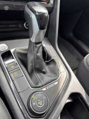 Blue Volkswagen Tiguan Allspace 2022 in Siauliai, with an engine capacity of 1.97 L and mileage of 165 thousand km for 24900 €, photo 33 on AUTOMOTO.COM.LV