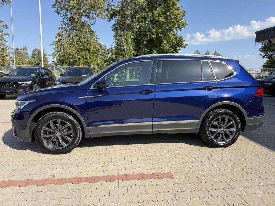 Zils Volkswagen Tiguan Allspace 2022 Šauļi, ar dzinēja tilpumu 1.50 L un nobraukumu 195 tūkst. km par 20558 €, foto 7 vietnē AUTOMOTO.COM.LV