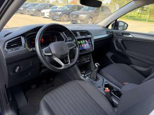Zils Volkswagen Tiguan Allspace 2022 Šauļi, ar dzinēja tilpumu 1.50 L un nobraukumu 195 tūkst. km par 20558 €, foto 12 vietnē AUTOMOTO.COM.LV