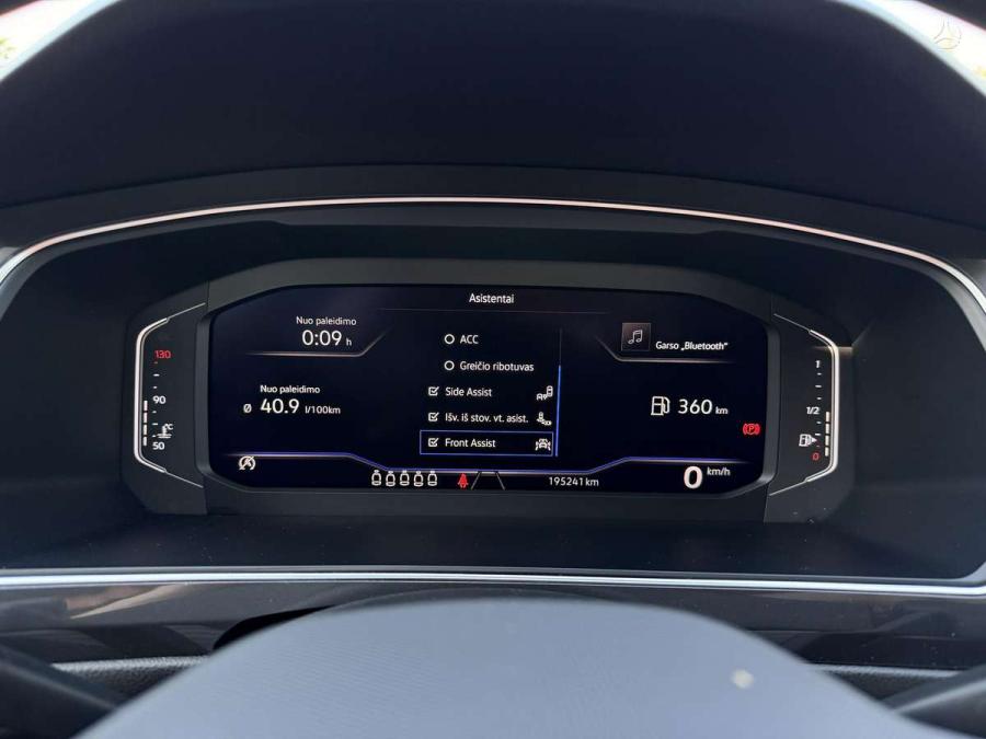 Zils Volkswagen Tiguan Allspace 2022 Šauļi, ar dzinēja tilpumu 1.50 L un nobraukumu 195 tūkst. km par 20558 €, foto 25 vietnē AUTOMOTO.COM.LV