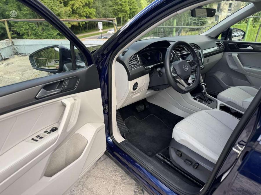 Zils Volkswagen Tiguan Allspace 2023 Viļņa, ar dzinēja tilpumu 1.98 L un nobraukumu 48 tūkst. km par 28200 €, foto 6 vietnē AUTOMOTO.COM.LV