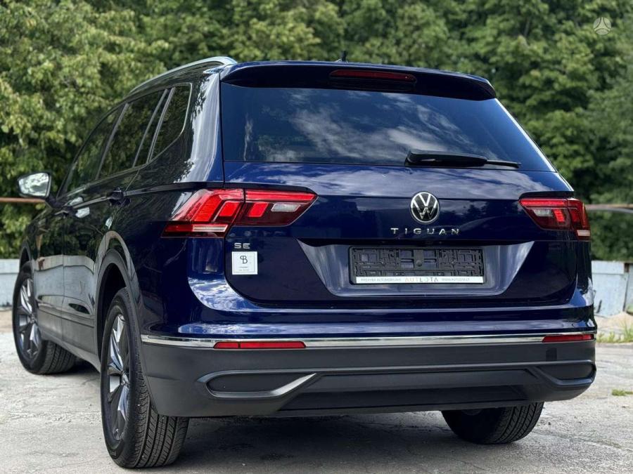Zils Volkswagen Tiguan Allspace 2023 Viļņa, ar dzinēja tilpumu 1.98 L un nobraukumu 48 tūkst. km par 28200 €, foto 13 vietnē AUTOMOTO.COM.LV