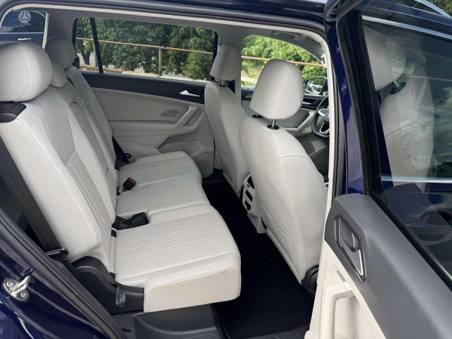 Zils Volkswagen Tiguan Allspace 2023 Viļņa, ar dzinēja tilpumu 1.98 L un nobraukumu 48 tūkst. km par 28200 €, foto 28 vietnē AUTOMOTO.COM.LV