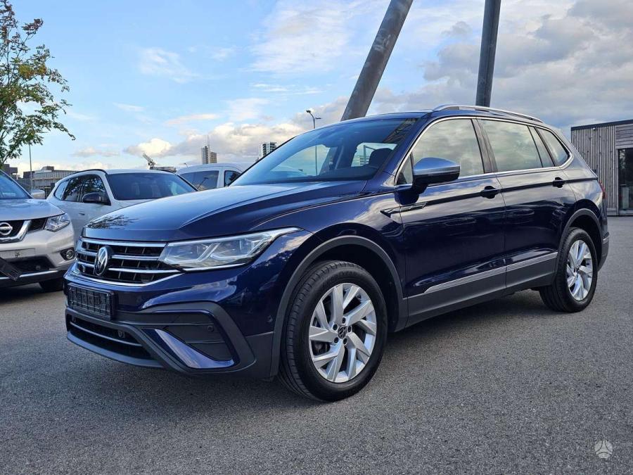 Zils Volkswagen Tiguan Allspace 2023 Viļņa, ar dzinēja tilpumu 1.97 L un nobraukumu 205 tūkst. km par 20000 €, foto 1 vietnē AUTOMOTO.COM.LV