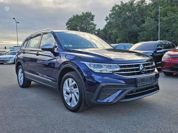 Volkswagen Tiguan Allspace 2023 in Vilnius on AUTOMOTO.COM.LV Blue Volkswagen Tiguan Allspace 2023 in Vilnius, with an engine capacity of 1.97 L and mileage of 205 thousand km for 20000 €, photo 4 on AUTOMOTO.COM.LV