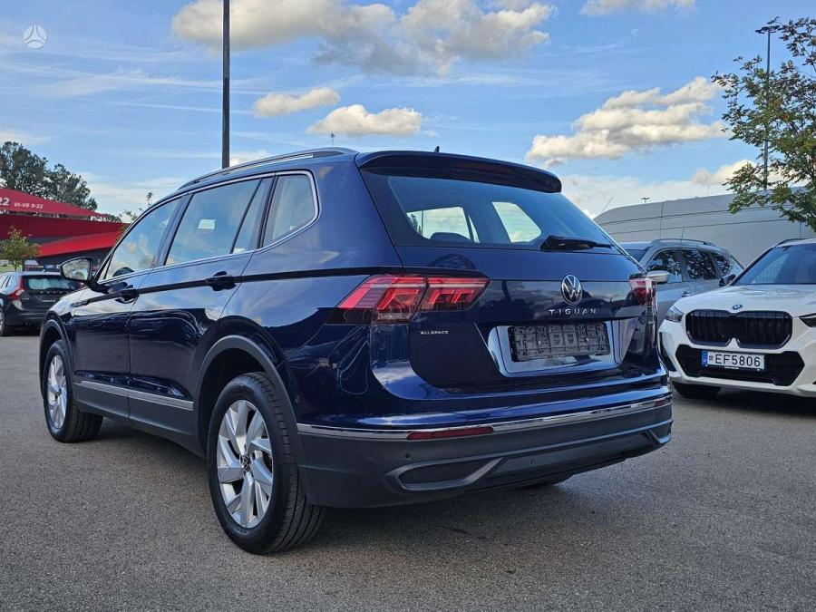 Zils Volkswagen Tiguan Allspace 2023 Viļņa, ar dzinēja tilpumu 1.97 L un nobraukumu 205 tūkst. km par 20000 €, foto 7 vietnē AUTOMOTO.COM.LV